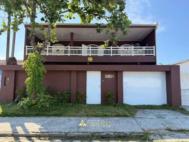 Casa / Sobrado para Venda em Pontal do Paraná/PR Shangri lá 4 Quartos
