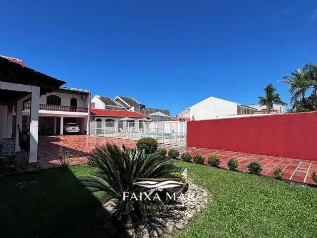 Casa / Sobrado para Venda em Pontal do Paraná/PR Shangri lá 4 Quartos