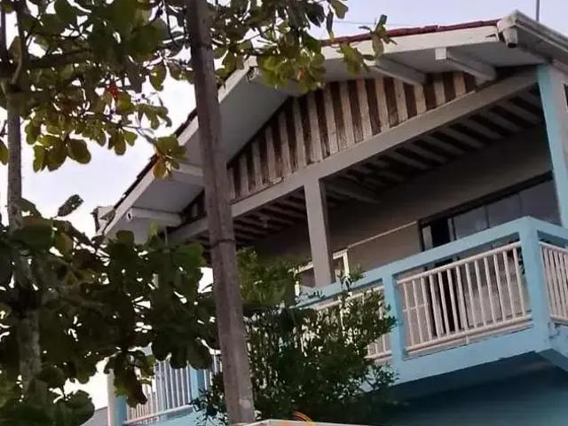 Casa / Sobrado para Venda em Pontal do Paraná/PR Shangri lá 4 Quartos