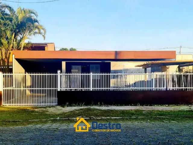 Casa / Sobrado para Venda em Pontal do Paraná/PR Shangri lá 7 Quartos
