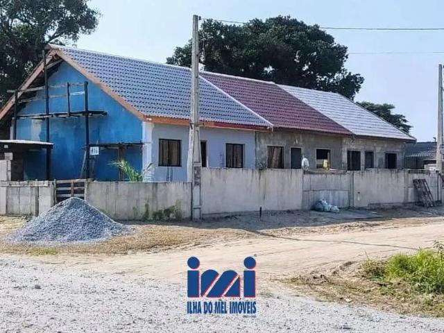 Casa / Sobrado para Venda em Pontal do Paraná/PR Shangri lá 2 Quartos