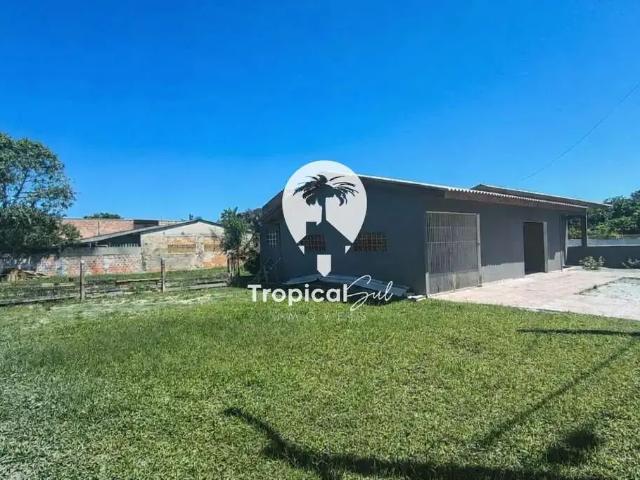 Casa / Sobrado para Venda em Pontal do Paraná/PR Shangri lá 2 Quartos