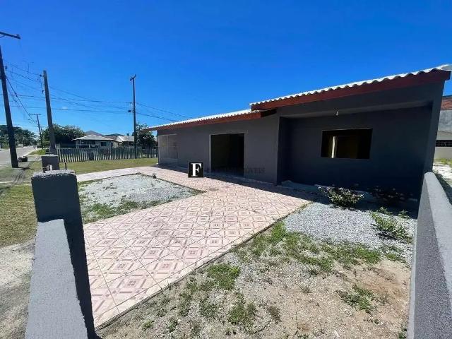 Casa / Sobrado para Venda em Pontal do Paraná/PR Shangri lá 2 Quartos