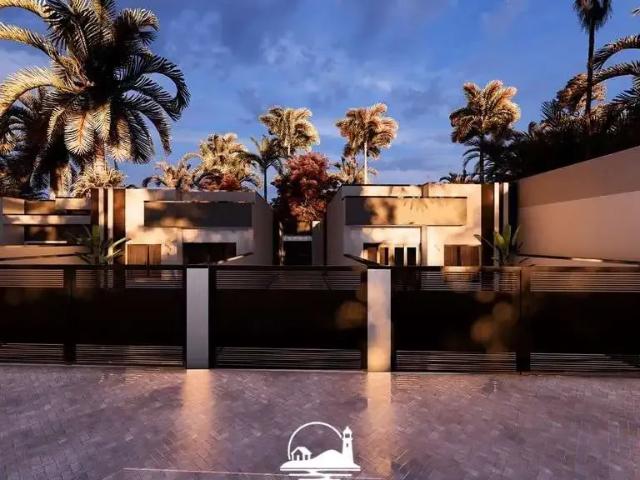 Casa / Sobrado para Venda em Pontal do Paraná/PR Shangri lá 2 Quartos