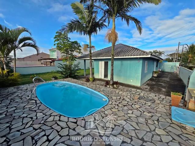 Casa / Sobrado para Venda em Pontal do Paraná/PR Shangri lá 3 Quartos