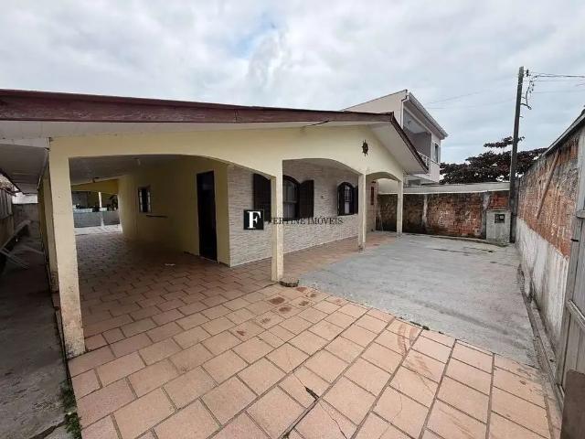 Casa / Sobrado para Venda em Pontal do Paraná/PR Shangri lá 3 Quartos