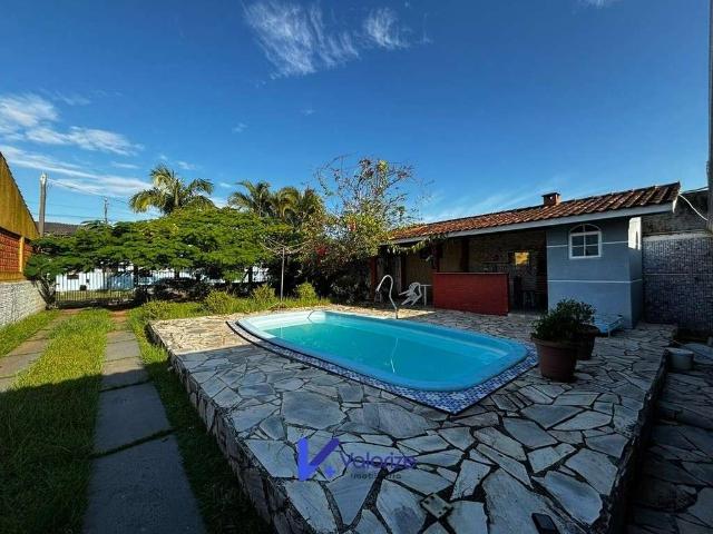 Casa / Sobrado para Venda em Pontal do Paraná/PR Shangri lá 3 Quartos