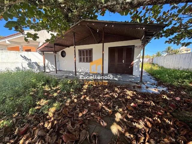 Casa / Sobrado para Venda em Pontal do Paraná/PR Shangri lá 3 Quartos
