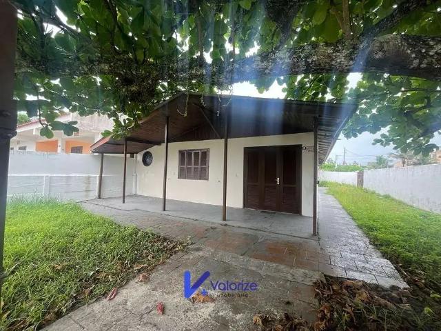 Casa / Sobrado para Venda em Pontal do Paraná/PR Shangri lá 3 Quartos