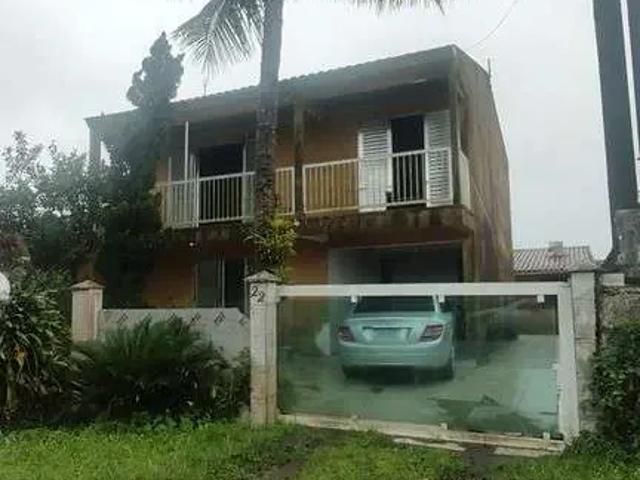 Casa / Sobrado para Venda em Pontal do Paraná/PR Shangri lá 3 Quartos