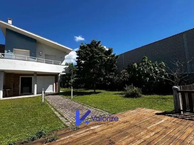 Casa / Sobrado para Venda em Pontal do Paraná/PR Pontal do Sul 4 Quartos