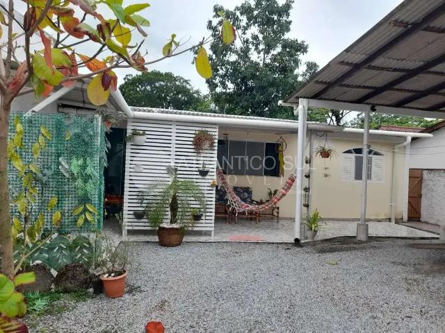 Casa / Sobrado para Venda em Pontal do Paraná/PR Pontal do Sul 2 Quartos