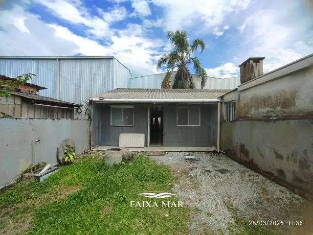 Casa / Sobrado para Venda em Pontal do Paraná/PR Pontal do Sul 2 Quartos