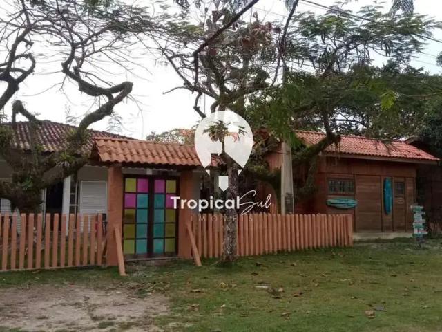Casa / Sobrado para Venda em Pontal do Paraná/PR Pontal do Sul 2 Quartos