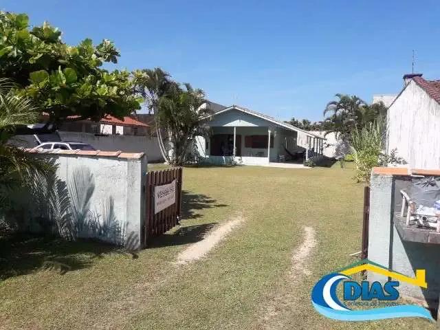 Casa / Sobrado para Venda em Pontal do Paraná/PR Pontal do Sul 3 Quartos