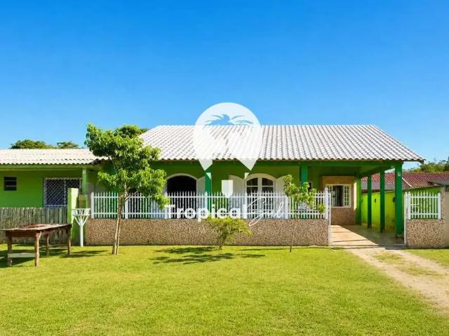 Casa / Sobrado para Venda em Pontal do Paraná/PR Pontal do Sul 3 Quartos