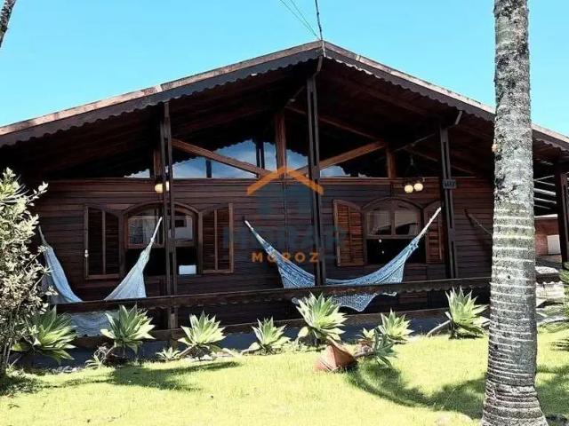 Casa / Sobrado para Venda em Pontal do Paraná/PR Porto Fino 4 Quartos
