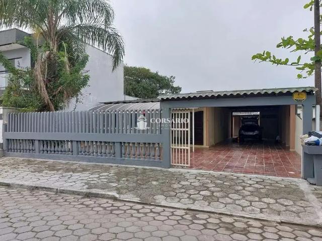 Casa / Sobrado para Venda em Pontal do Paraná/PR Praia de Leste 3 Quartos