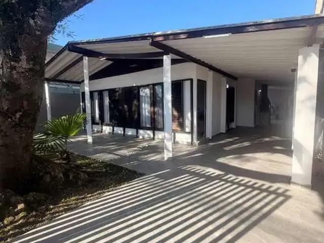 Casa / Sobrado para Venda em Pontal do Paraná/PR Praia de Leste 3 Quartos