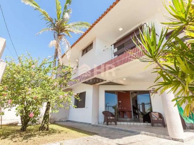 Casa / Sobrado para Venda em Pontal do Paraná/PR Praia de Leste 7 Quartos