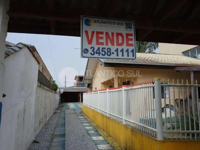 Casa / Sobrado para Venda em Pontal do Paraná/PR Praia de Leste 4 Quartos