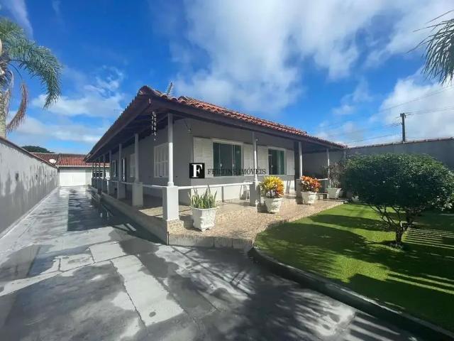 Casa / Sobrado para Venda em Pontal do Paraná/PR Praia de Leste 5 Quartos