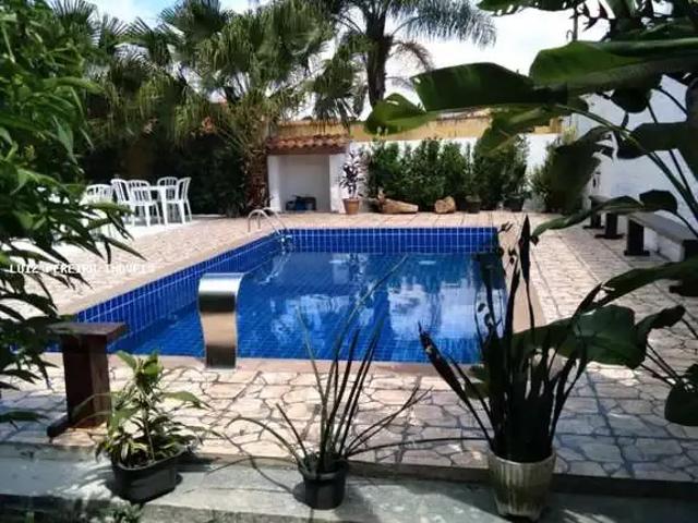 Casa / Sobrado para Venda em Poá/SP Vila Áurea 4 Quartos