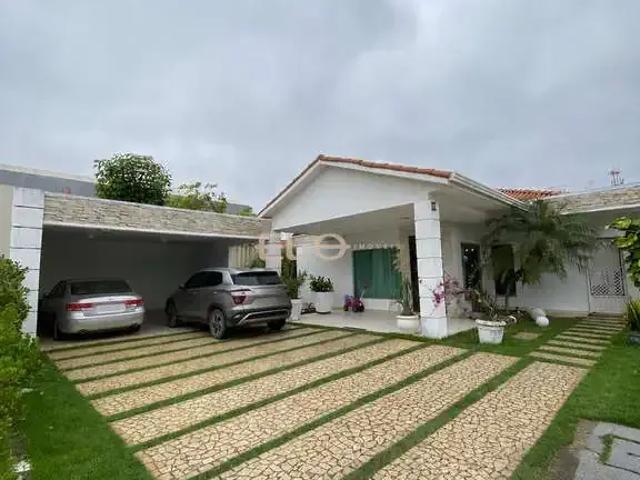 Casa / Sobrado para Venda em Porto Velho/RO Lagoa 5 Quartos
