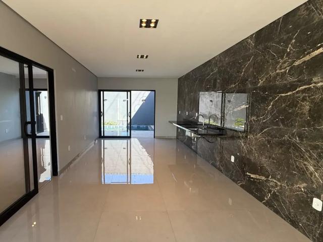 Casa / Sobrado para Venda em Porto Velho/RO Rio Madeira 4 Quartos