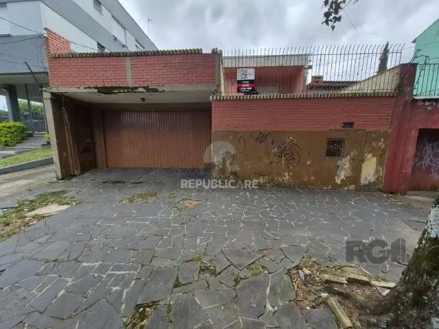 Casa / Sobrado para Venda em Porto Alegre/RS Teresópolis 4 Quartos