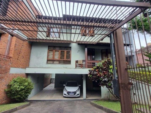 Casa / Sobrado para Venda em Porto Alegre/RS Teresópolis 4 Quartos