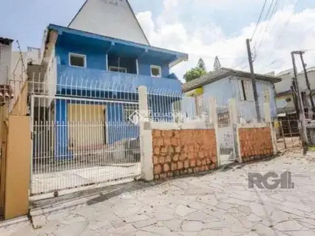 Casa / Sobrado para Venda em Porto Alegre/RS Teresópolis 4 Quartos