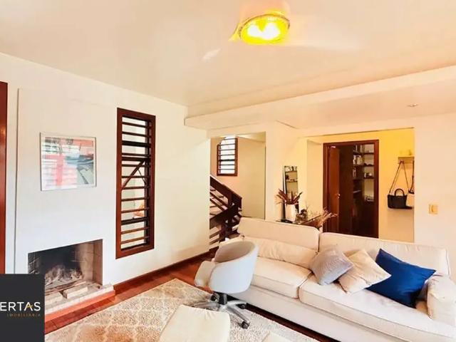 Casa / Sobrado para Venda em Porto Alegre/RS Teresópolis 4 Quartos