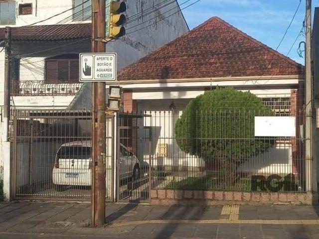 Casa / Sobrado para Venda em Porto Alegre/RS Teresópolis 4 Quartos