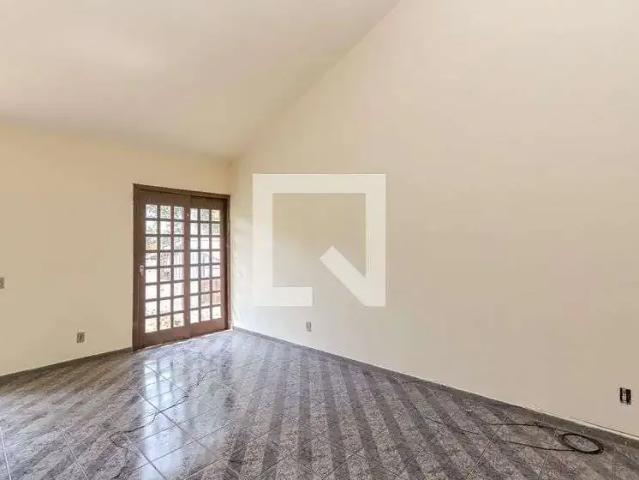 Casa / Sobrado para Venda em Porto Alegre/RS Teresópolis 4 Quartos