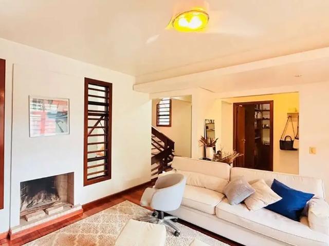 Casa / Sobrado para Venda em Porto Alegre/RS Teresópolis 4 Quartos
