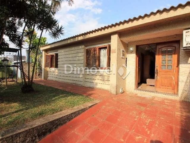 Casa / Sobrado para Venda em Porto Alegre/RS Teresópolis 4 Quartos