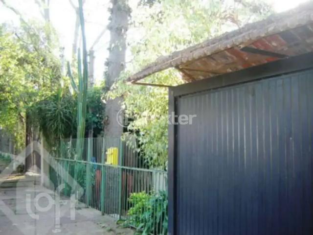 Casa / Sobrado para Venda em Porto Alegre/RS Teresópolis 4 Quartos