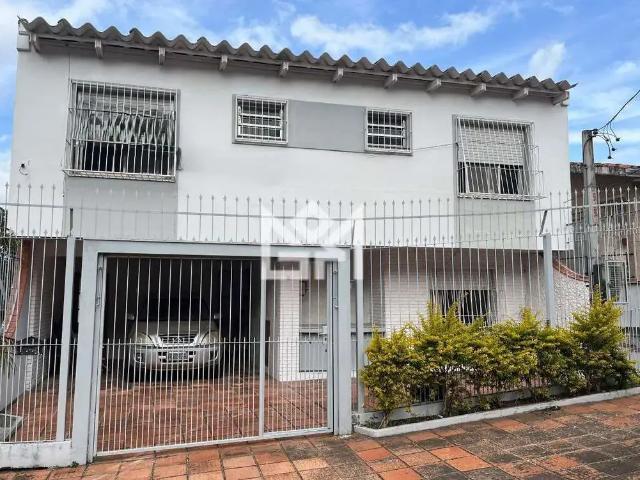 Casa / Sobrado para Venda em Porto Alegre/RS Teresópolis 4 Quartos