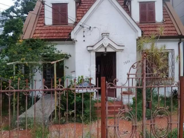 Casa / Sobrado para Venda em Porto Alegre/RS Teresópolis 4 Quartos