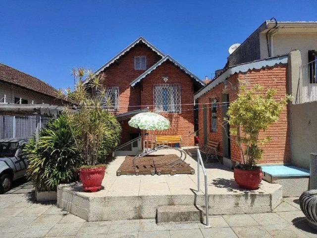 Casa / Sobrado para Venda em Porto Alegre/RS Teresópolis 3 Quartos