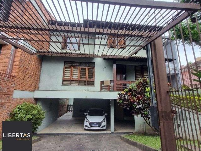 Casa / Sobrado para Venda em Porto Alegre/RS Teresópolis 4 Quartos