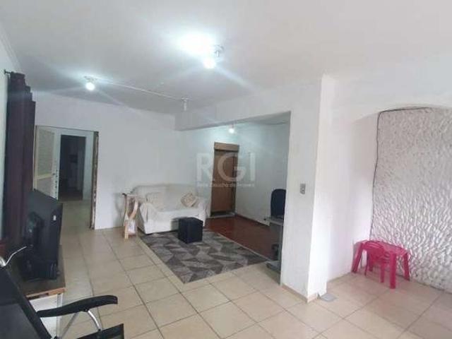 Casa / Sobrado para Venda em Porto Alegre/RS Teresópolis 5 Quartos