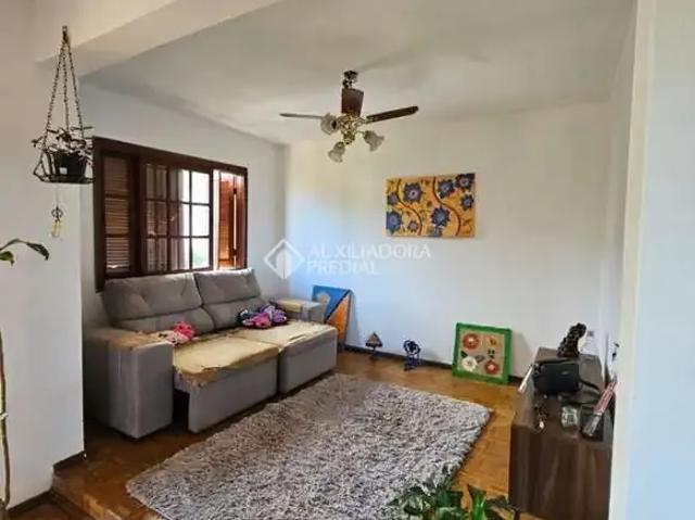 Casa / Sobrado para Venda em Porto Alegre/RS Teresópolis 5 Quartos