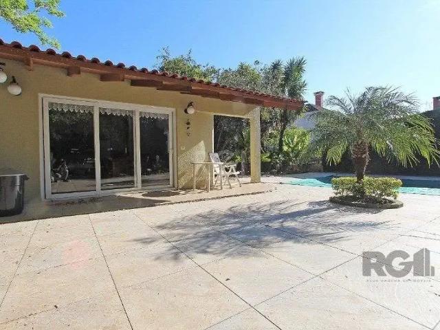 Casa / Sobrado para Venda em Porto Alegre/RS Teresópolis 5 Quartos