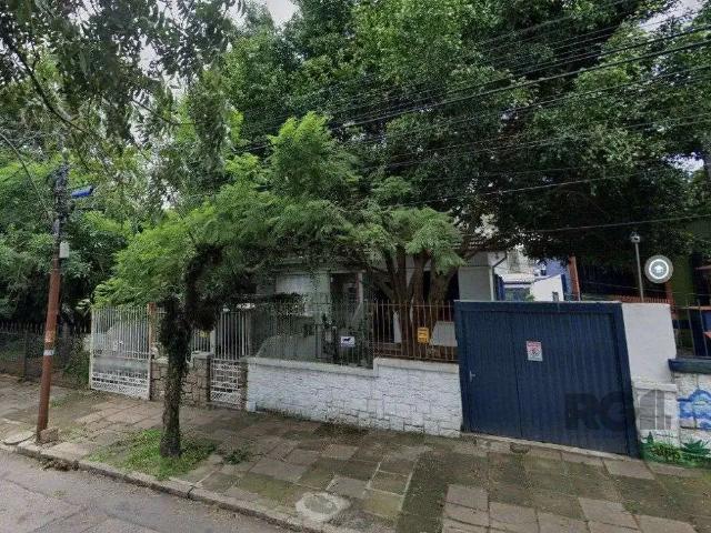 Casa / Sobrado para Venda em Porto Alegre/RS Teresópolis 6 Quartos