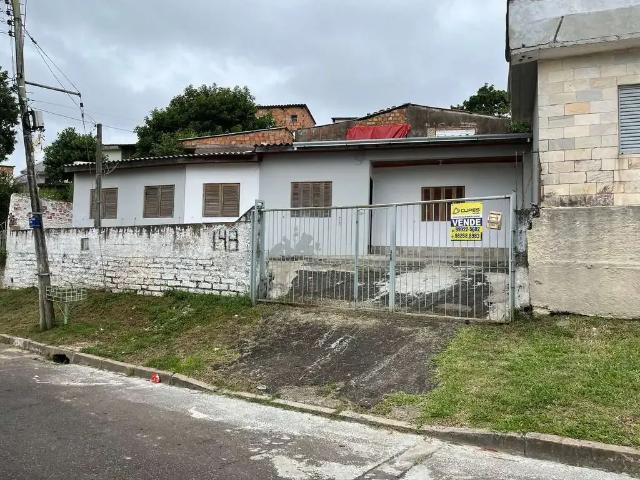 Casa / Sobrado para Venda em Porto Alegre/RS Teresópolis 2 Quartos