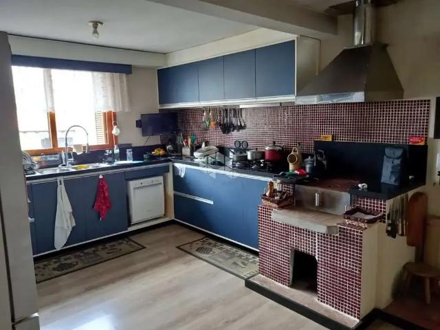 Casa / Sobrado para Venda em Porto Alegre/RS Teresópolis 2 Quartos