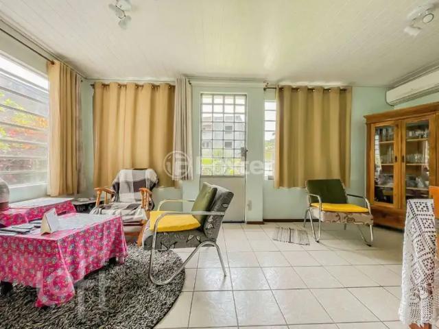 Casa / Sobrado para Venda em Porto Alegre/RS Teresópolis 3 Quartos