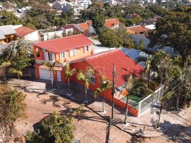 Casa / Sobrado para Venda em Porto Alegre/RS Teresópolis 3 Quartos